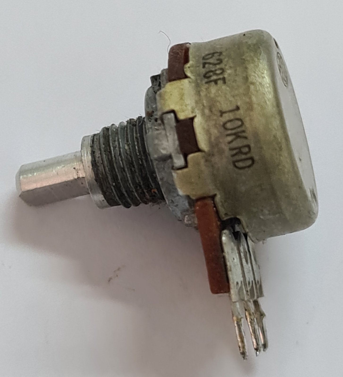 Soundcraft etc short shaft Pots volume controls Variable resistors 4mm ...