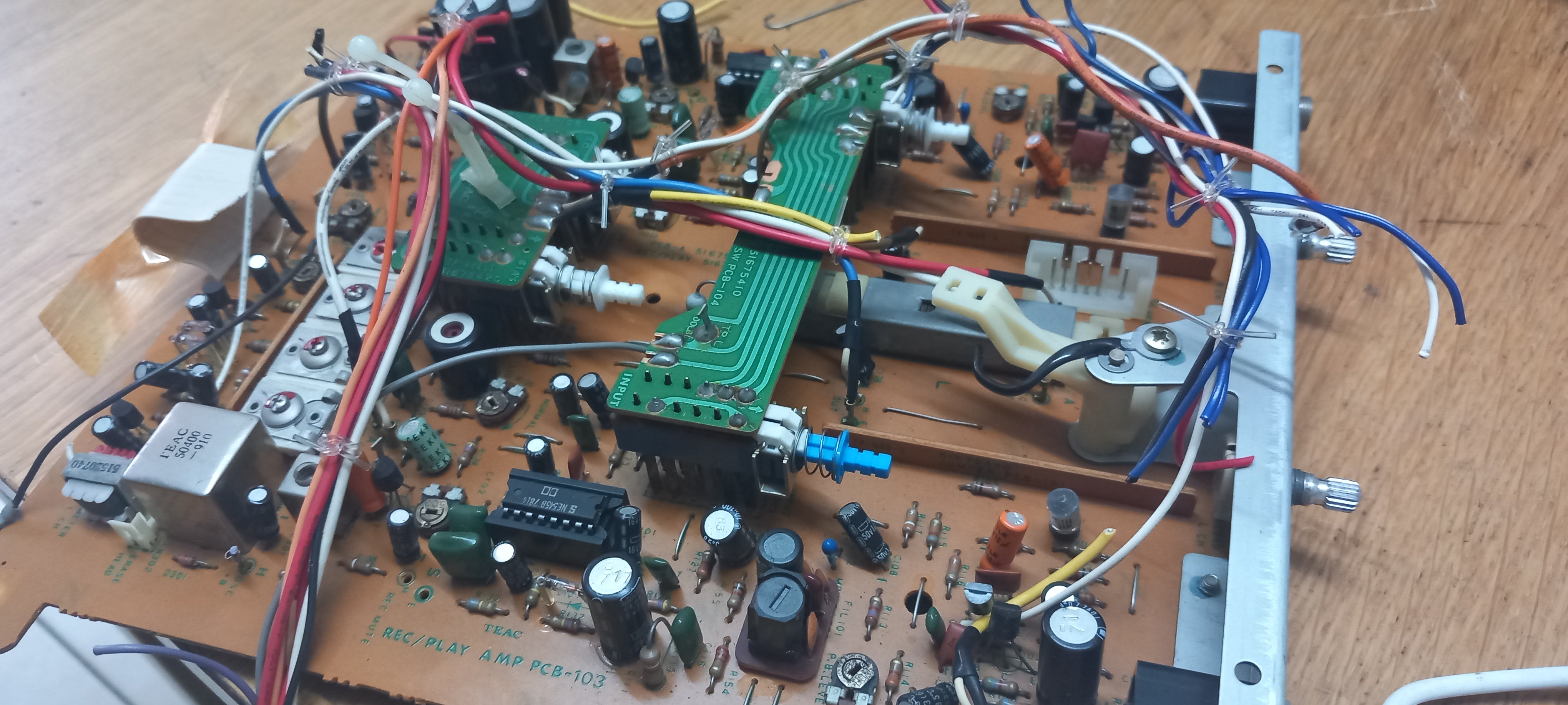 Teac A-103 rec/play amp pcb 51675690 – Tascam Ninja