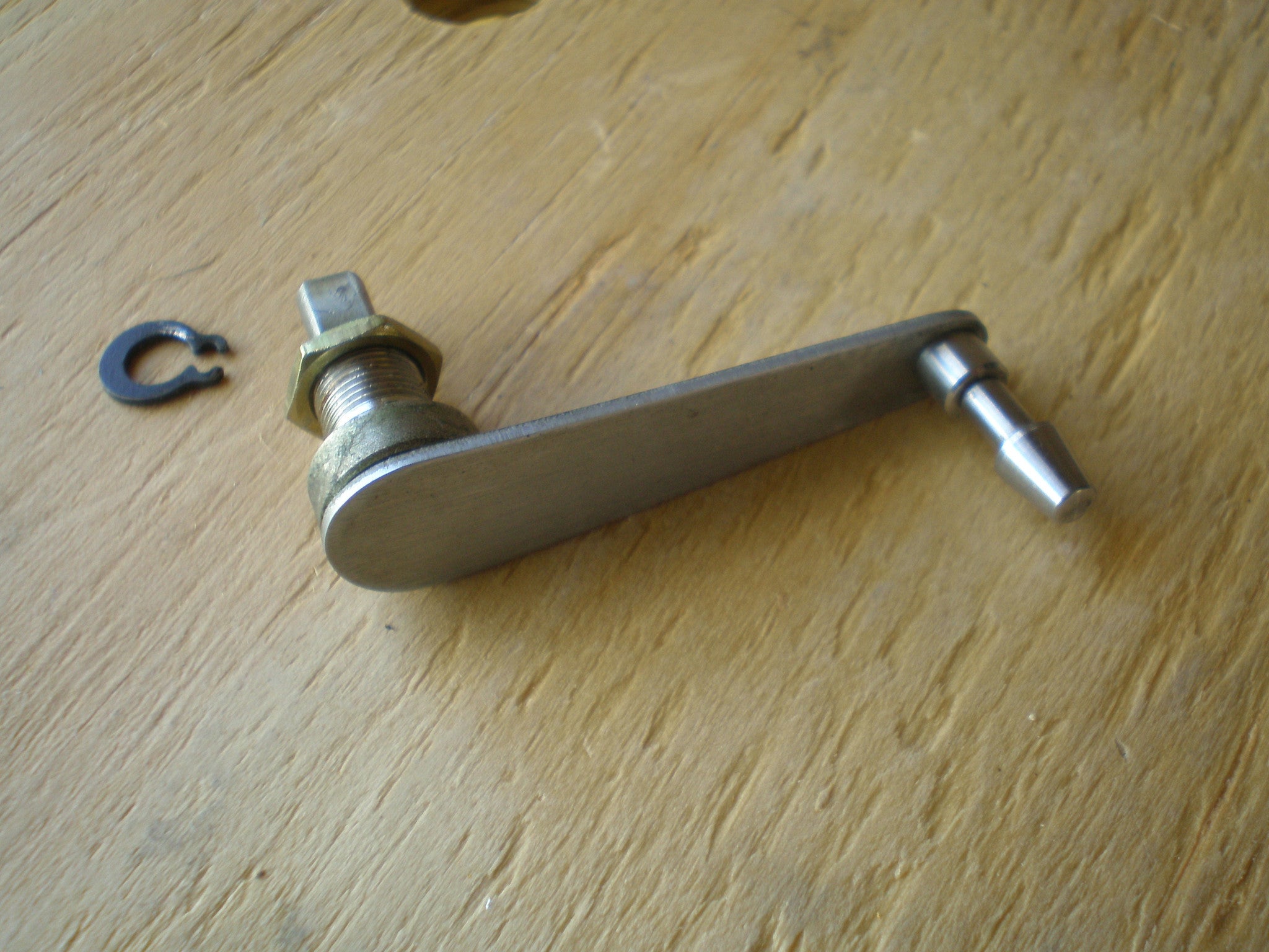 A-2300 3300 3340 3340S etc RHS tape tension arm – Tascam Ninja