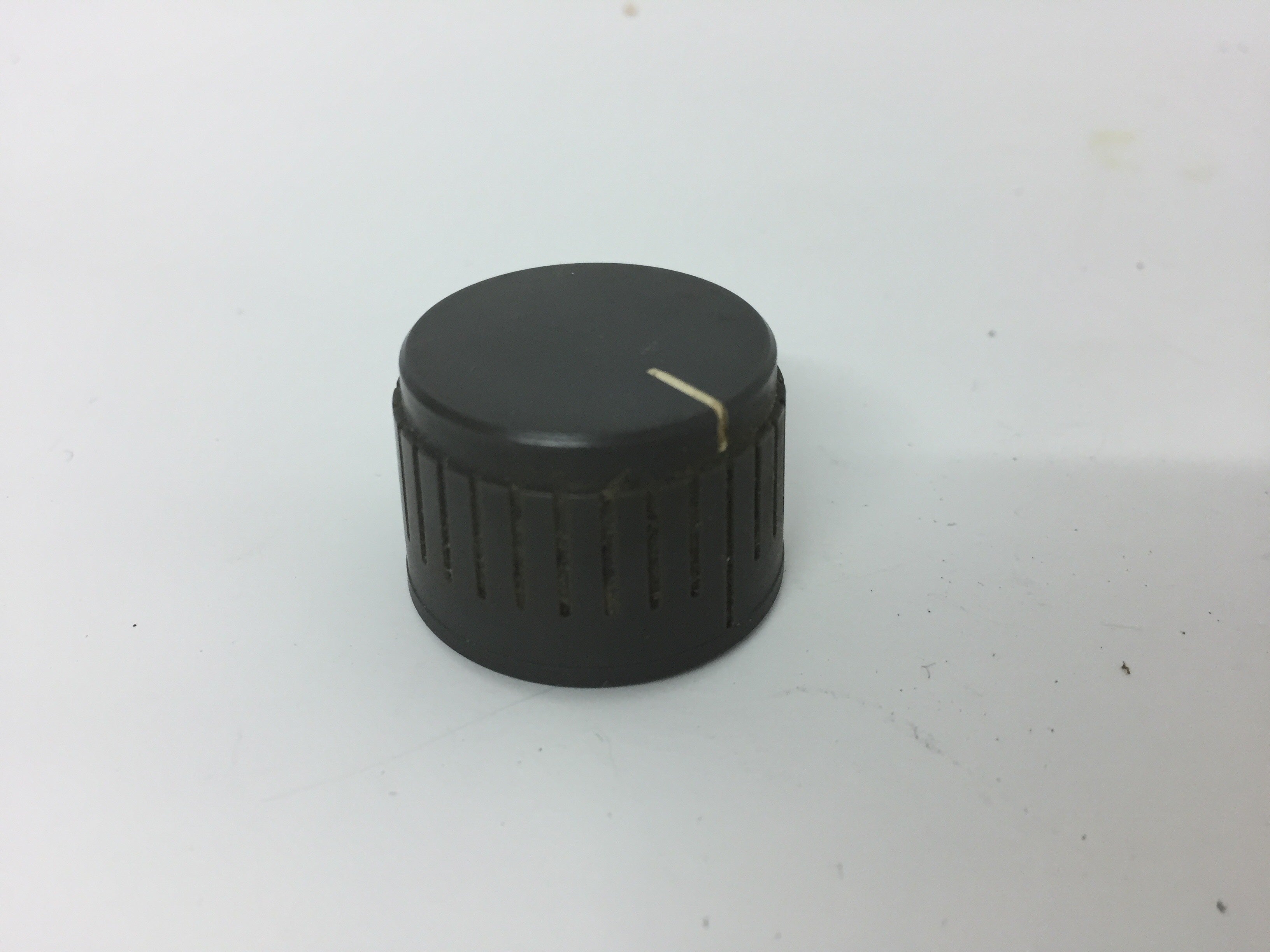 Fostex A-4 brown collet knob – Tascam Ninja